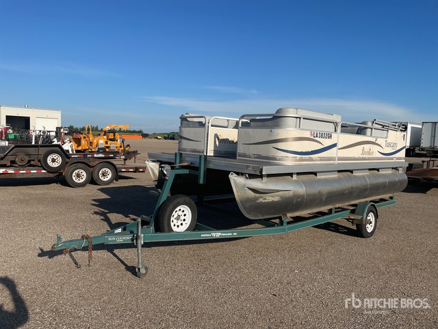 1999 Godfrey Marine Sweetwater 18 ft Pontoon Boat w/1999 Randall S/A ...