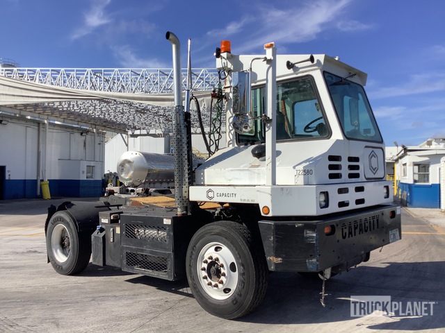 2013 Capacity TJ7000 4x2 Spotter Truck in Orlando, Florida, United ...