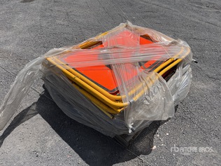Surplus Road Signs in Mittagong, New South Wales, Australia (GovPlanet ...