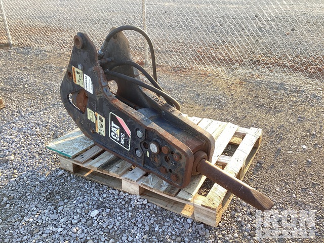 Cat H90C Hydraulic Breaker in Vine Grove, Kentucky, United States ...