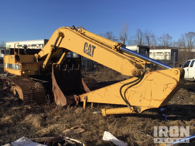 1991 Cat EL240B Tracked Excavator in Pittston, Pennsylvania, United ...