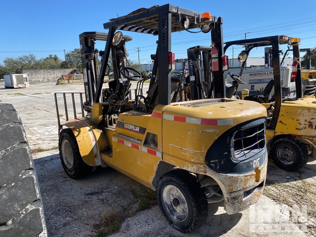 Cat DP40K 7600 lb Cushion Tire Forklift in Tampa, Florida, United ...