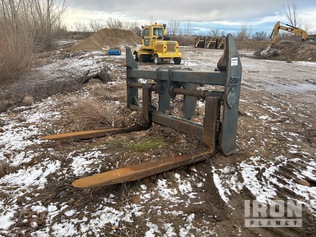 8 ft 8 in Fork Attachment - Fits John Deere 744K in Caldwell, Idaho ...