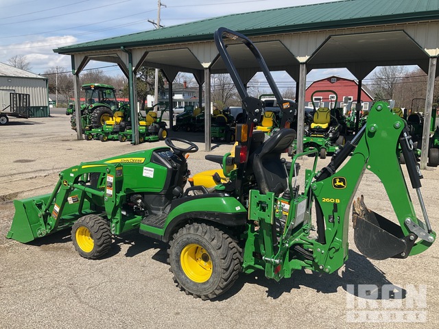 John Deere 1025R 4WD Utility Tractor in Amelia, Ohio, United States ...
