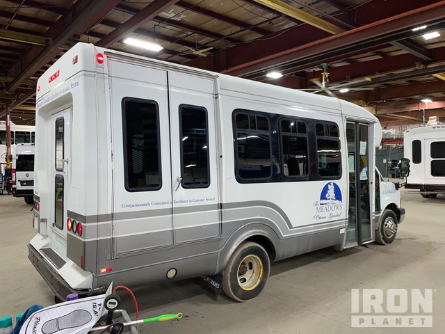 2007 Chevrolet G3500 Express 4x2 12-Seat Transit Startrans Senator Bus ...