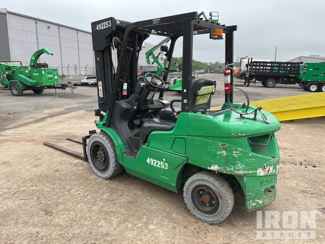 2012 Mitsubishi FG30N 4200 lb 4x2 Rough Terrain Forklift in HOUSTON ...