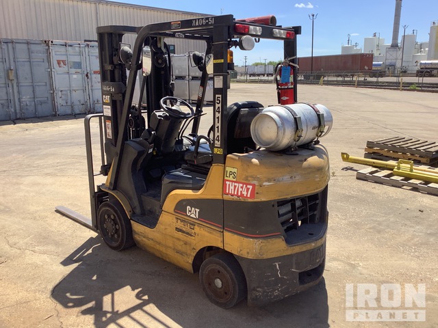 Cat 2C5000 4750 kg Cushion Tire Forklift in Garland, Texas, United ...