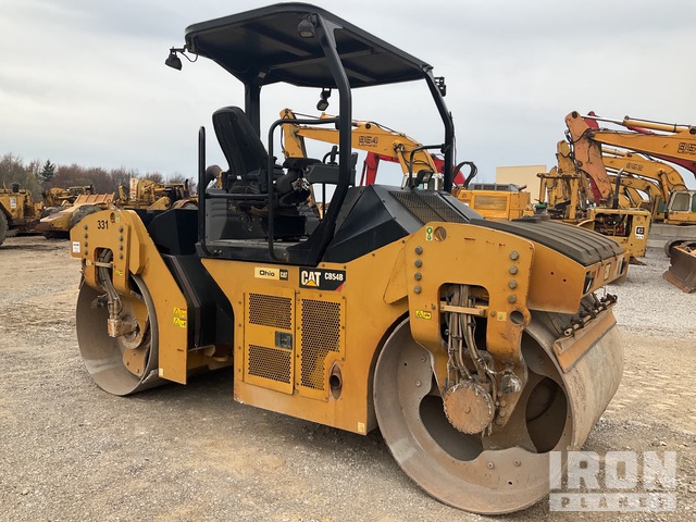 2013 Cat CB-54B Double Drum Roller in Hebron, Kentucky, United States ...