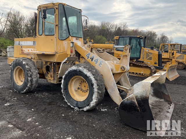 1993 John Deere 444E Wheel Loader in Hebron, Kentucky, United States ...