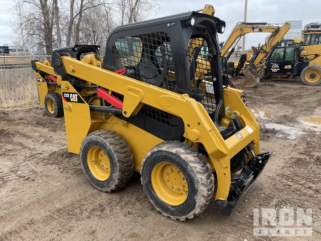 2019 Cat 232D Skid Steer Loader in Green Bay, Wisconsin, United States ...