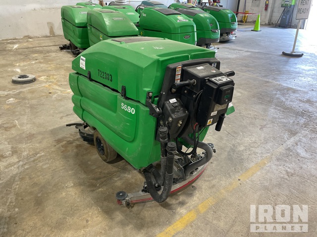 2015 Tennant 5680 Walk-Behind Floor Scrubber in FOREST PARK, Georgia ...