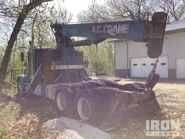 JLG 1500BT 30000 lb Straight Boom on 1993 Navistar 9370 6x4 Cummins N ...