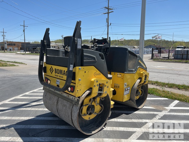 2017 Bomag BW 138 AD-5 Double Drum Roller in Kansas City, Missouri ...