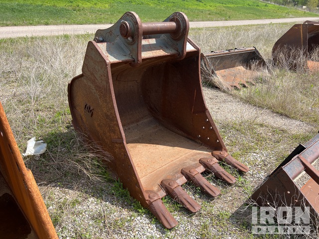 Tag 42 in Excavator Bucket - Fits John Deere 250G in Perry, Kansas ...