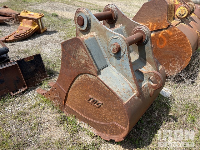 Tag 42 in Excavator Bucket - Fits John Deere 250G in Perry, Kansas ...