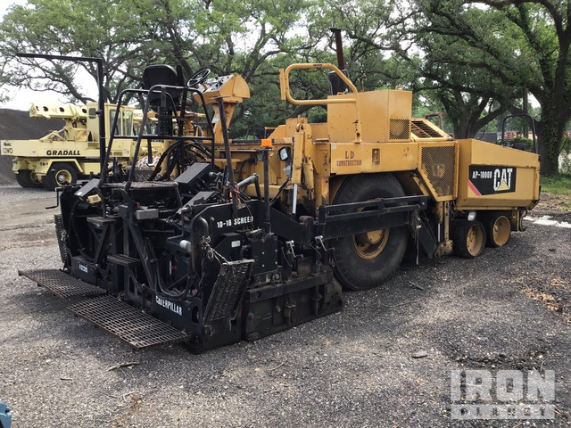 Cat AP1000B Wheel Asphalt Paver in Beaumont, Texas, United States ...