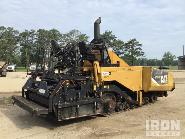 2011 Cat AP655D Track Asphalt Paver in Picayune, Mississippi, United ...