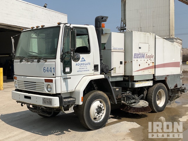 Elgin Eagle on 2004 Sterling SC8000 Sweeper Truck in Clinton, Maryland ...