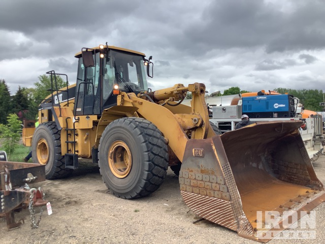 Cat 972G Series II Wheel Loader in Mankato, Minnesota, United States ...