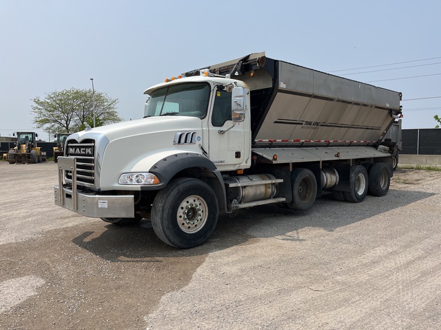 Live Bottom Trucks For Sale | IronPlanet