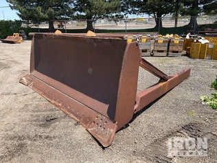 Cat D7H 150 in Straight Dozer Blade in Aurora, Colorado, United States ...