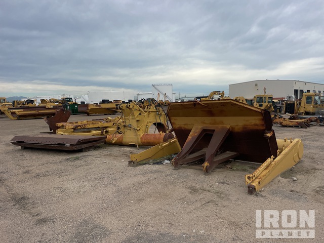 Quantity of (8) Caterpillar Scraper Parts in Aurora, Colorado, United ...