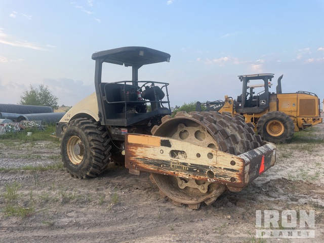 Ingersoll-Rand SD100F Padfoot Drum Compactor in Baytown, Texas, United ...