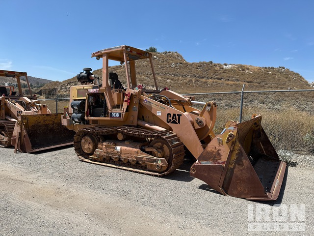 1995 Cat 953B Crawler Loader in Riverside, California, United States ...