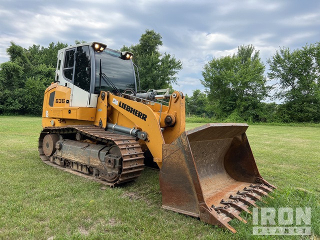 2016 Liebherr LR636 Crawler Loader in Grain Valley, Missouri, United ...