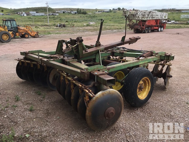 John Deere 11 ft 0 in pull Tandem Breaking Disc in Newcastle, Wyoming ...
