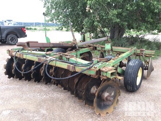 John Deere 11 ft 0 in pull Tandem Breaking Disc in Newcastle, Wyoming ...