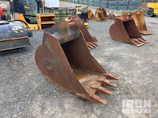 750 mm Digging Excavator Bucket in Drury, Auckland, New Zealand (Asia ...