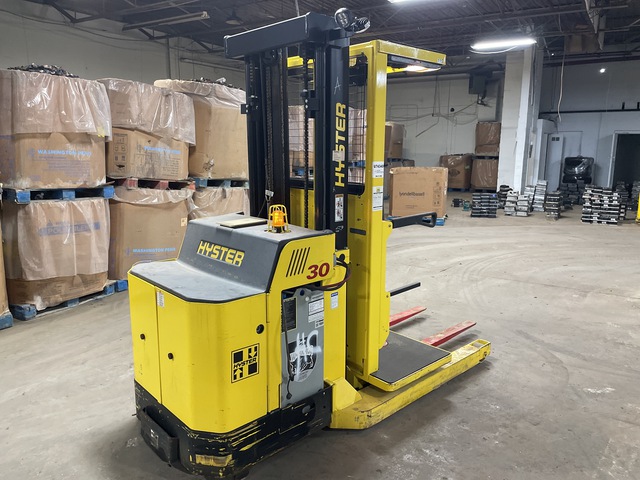 Hyster Forklifts and Warehouse Equipment For Sale | IronPlanet