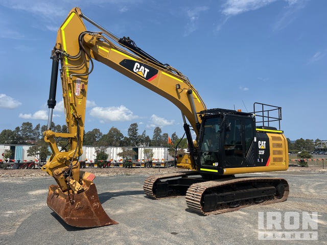 2017 Cat 323F L Tracked Excavator in Brisbane, Queensland, Australia ...
