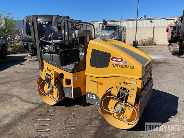 2015 Volvo DD25B Double Drum Roller in Phoenix, Arizona, United States ...