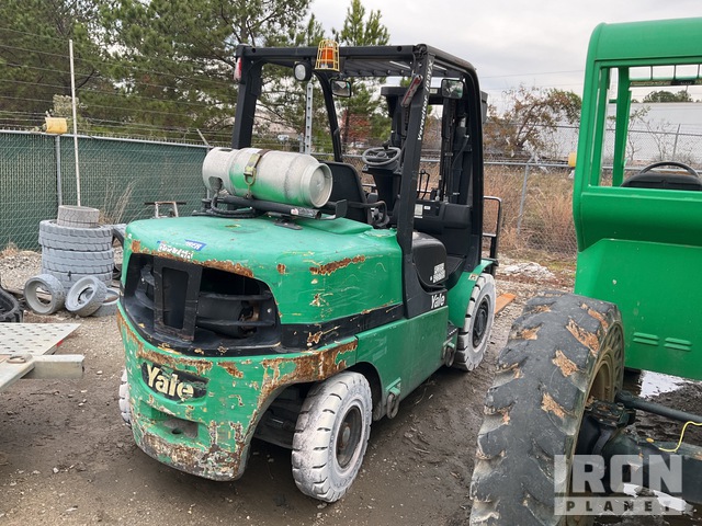 2016 Yale GTP100VX 9700 lb 4x4 Rough Terrain Forklift in Cayce, South ...