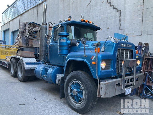 1988 Mack RD688SX 6x4 T/A Day Cab Truck Tractor in Maspeth, New York ...