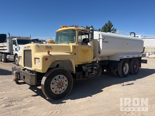 Mack R686ST 6x4 Water Truck in Albuquerque, New Mexico, United States ...
