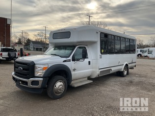 2016 Ford F-550 4x2 28-Seat Bus in Alliance, Ohio, United States ...