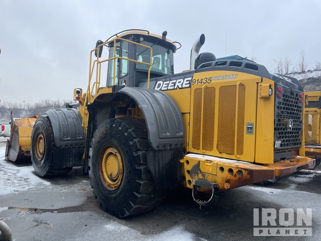 2010 John Deere 844K Wheel Loader (Inoperable) in Laval, Quebec, Canada ...