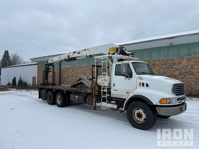 IMT 24562 Articulated Boom on 2003 Sterling BoomTruck 6x4 Boom Truck in ...