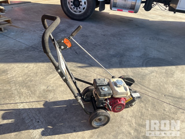 Billy Goat Gz401h concrete seal cleaner in El Dorado, Kansas, United ...