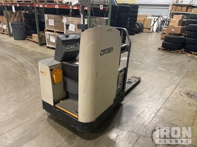 Crown PR4500-60 6000 lb Electric Pallet Jack in Troy, Michigan, United ...