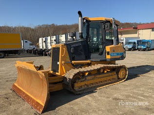 2017 Dressta TD-8S Crawler Dozer in North Franklin, Connecticut, United ...