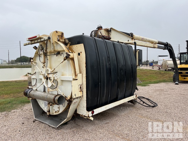 Mud Dog Vacuum Excavator Tank in Brookshire, Texas, United States ...