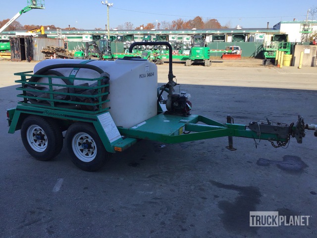 2011 Magnum MWT500 500 gal T/A Tanker Trailer in Manchester, New ...
