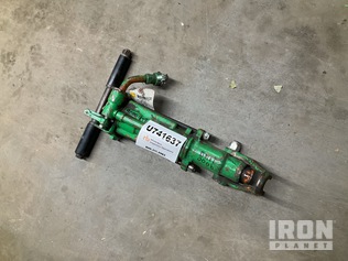 2002 APT M137 Pneumatic Demolition Breaker in PERTH AMBOY, New Jersey ...