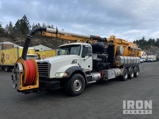 Vactor 2112-1016VJ2T on 2007 Mack CT713 8x2 Vacuum Excavator Truck in ...