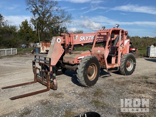 Sky Track 8042 Telehandler in Morgan City, Louisiana, United States ...