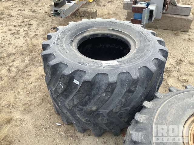 48X31.00-20 Tires in Nisku, Alberta, Canada (IronPlanet Item #10874156)